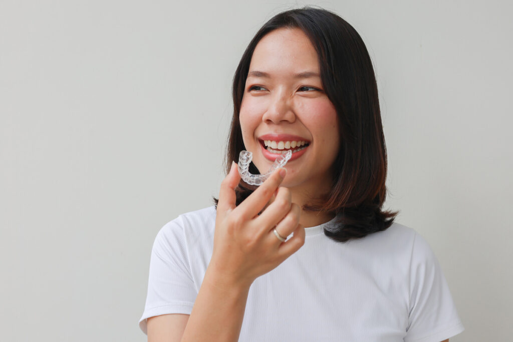 How to Clean Your Retainer at Home | American Association of Orthodontists